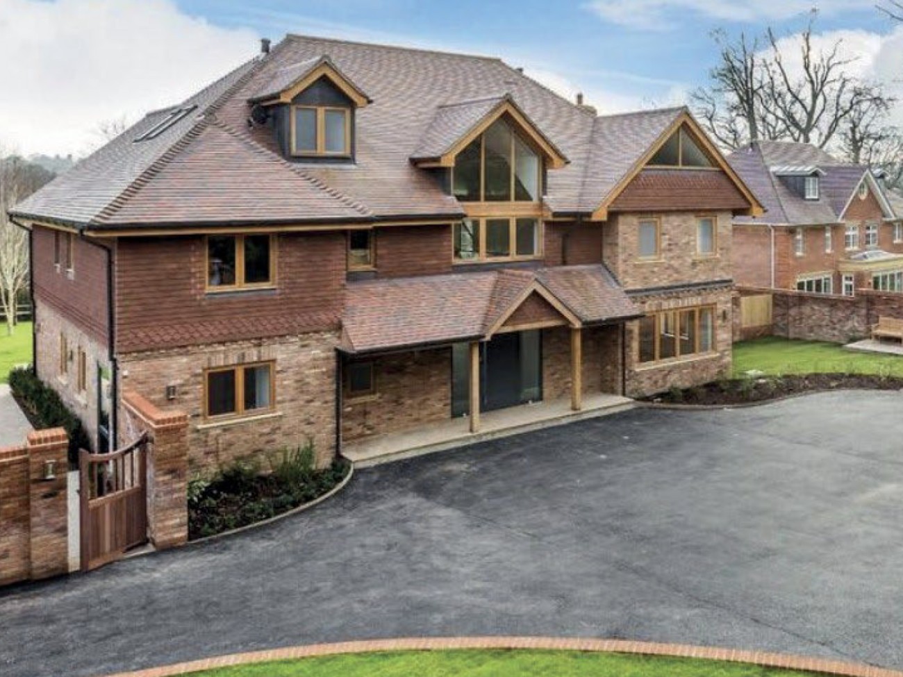 Sectors | Arazu Construction